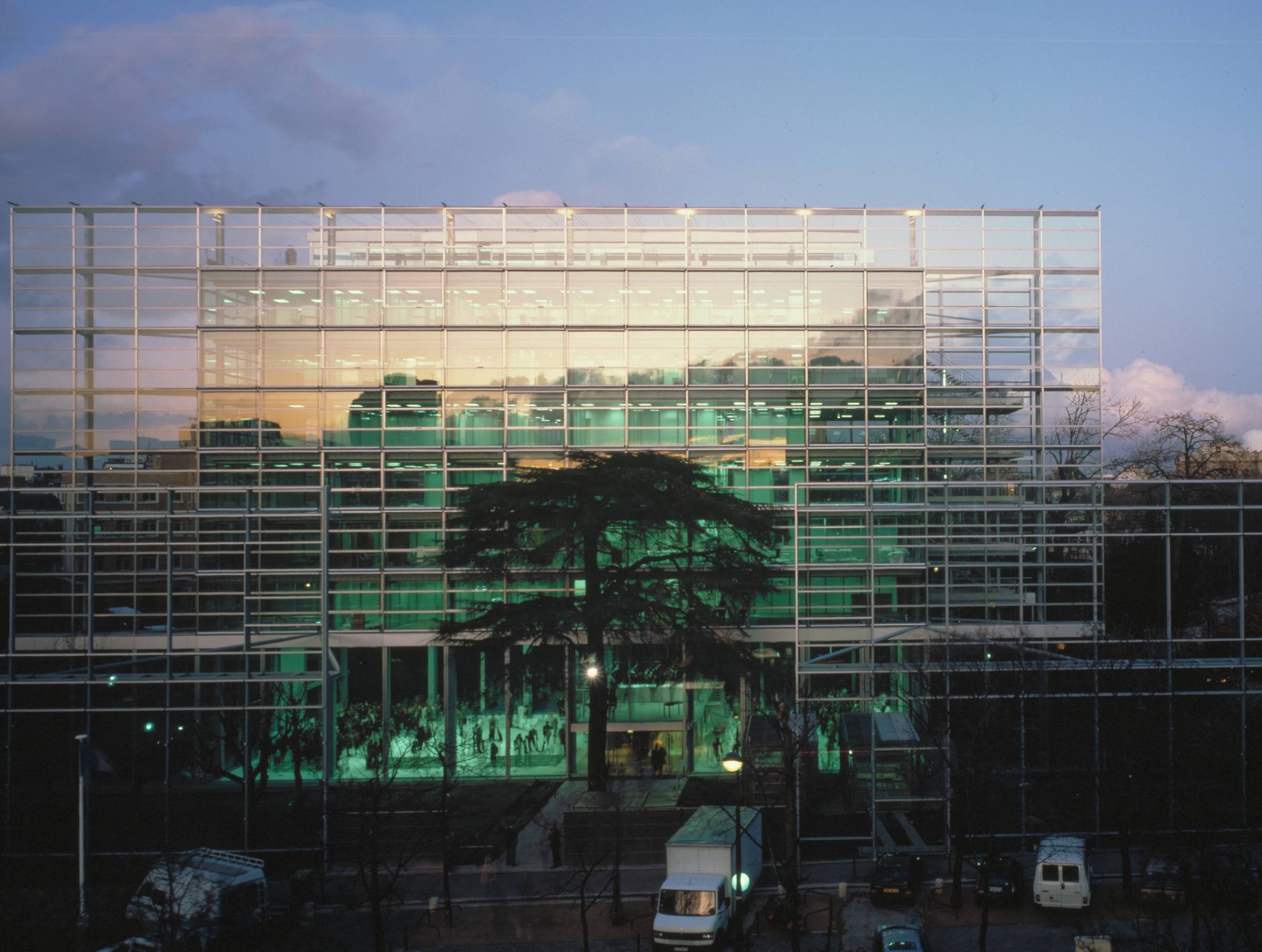 Cartier Foundation for Contemporary Art and Cartier Headquarters ...