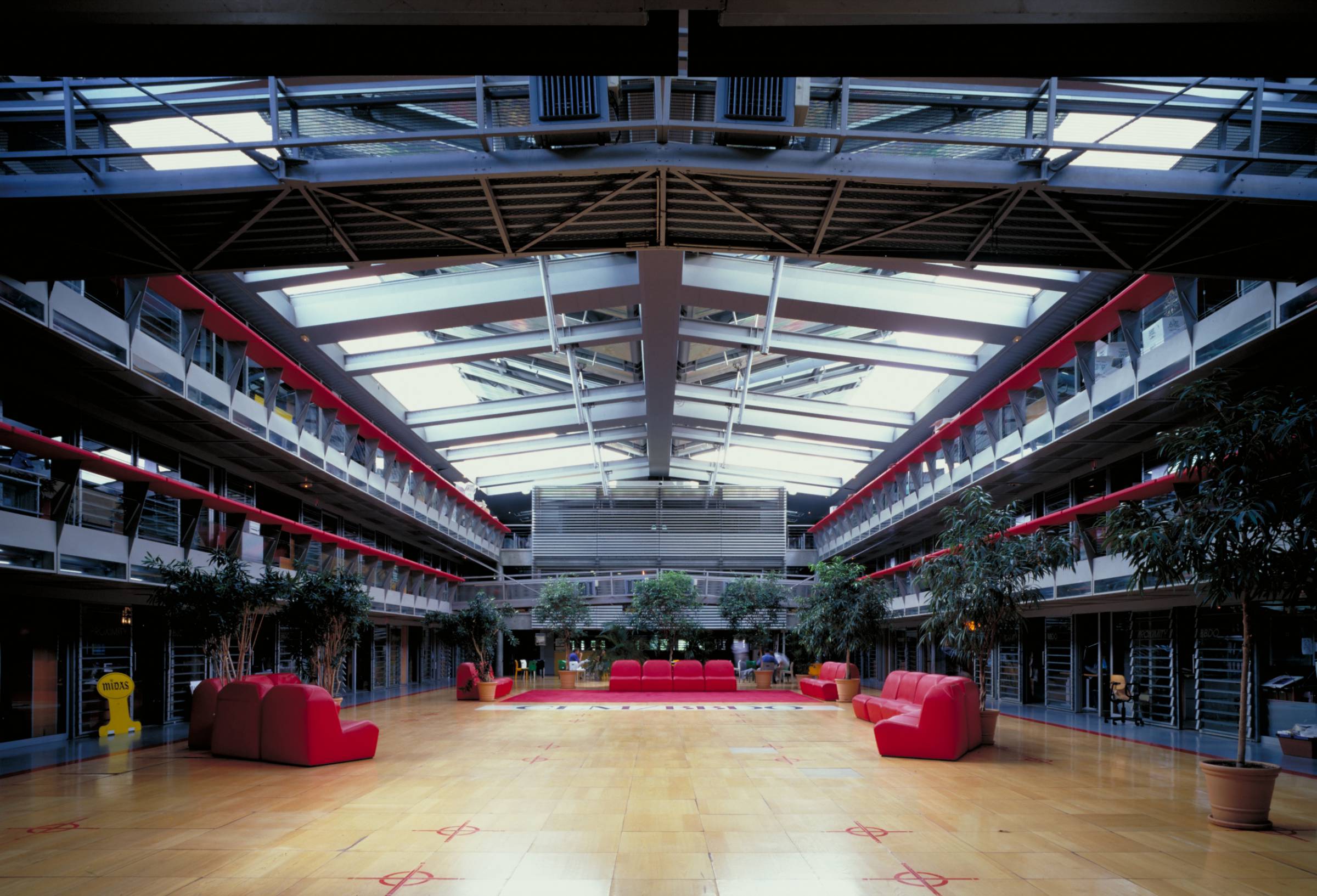 CLM/BBDO Headquarters — Ateliers Jean Nouvel