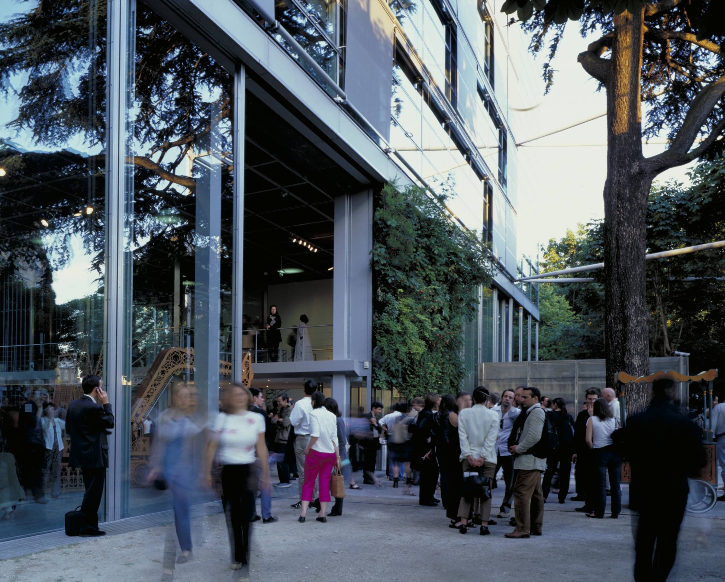 Cartier Foundation for Contemporary Art and Cartier Headquarters ...