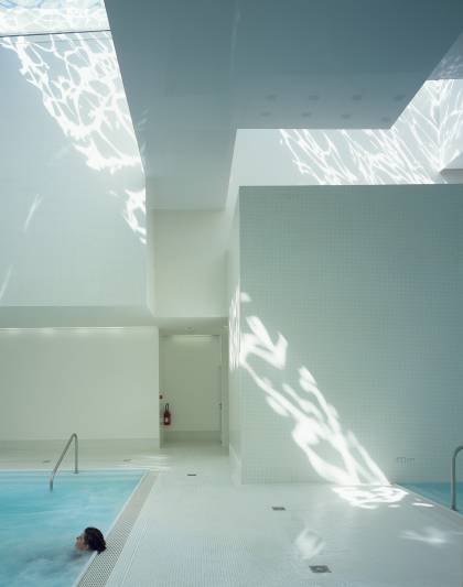 Aquatic Complex "Les Bains des Docks" — Ateliers Jean Nouvel